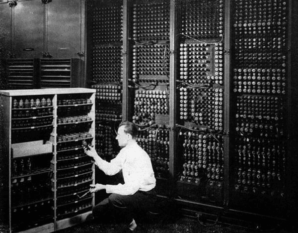 Who Created the First Electronic Computer (ENIAC)? - iphiladelphia.net